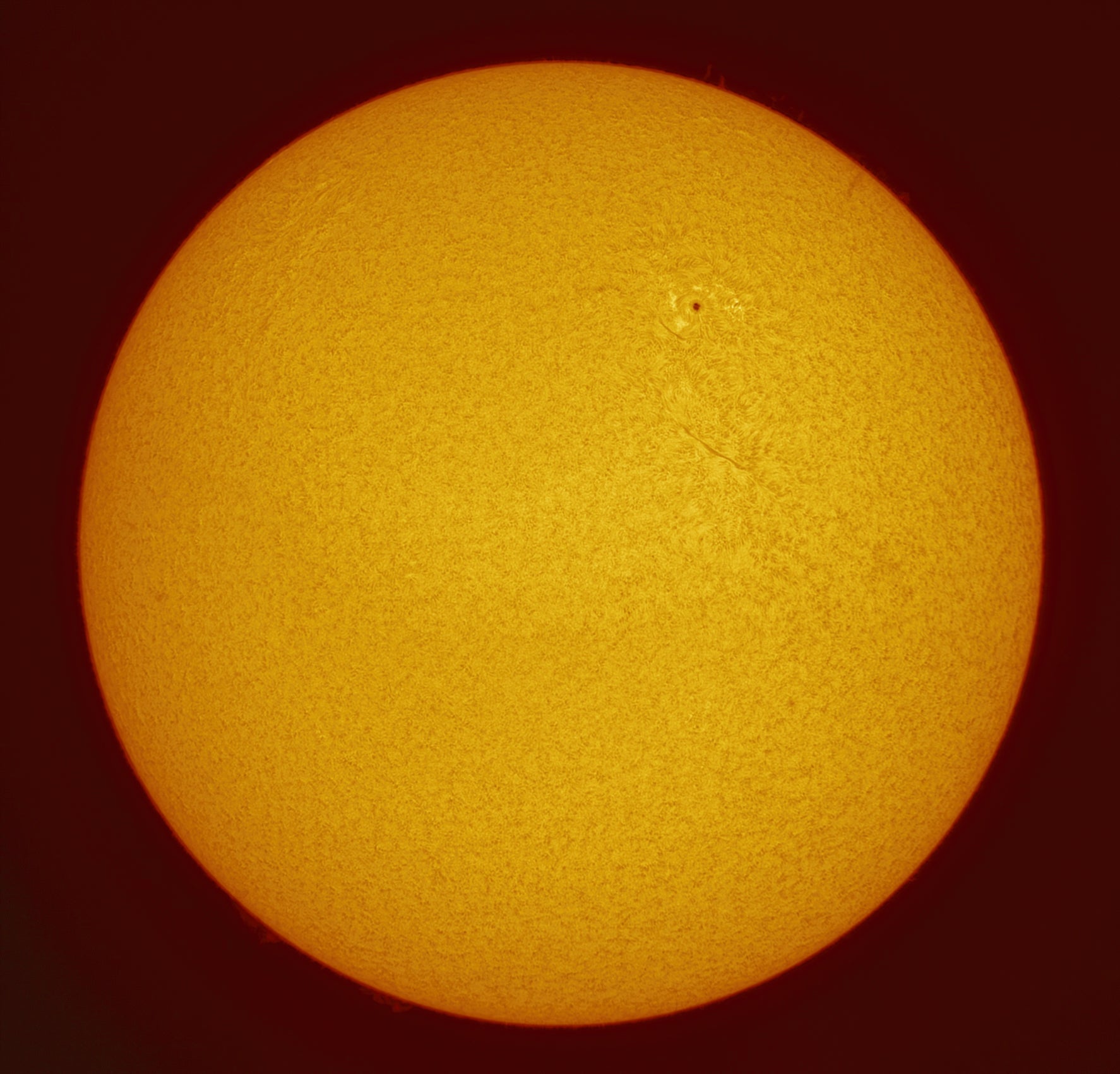 First Shot of 40mm H Alpha Telescope – Lunt Solar Systems