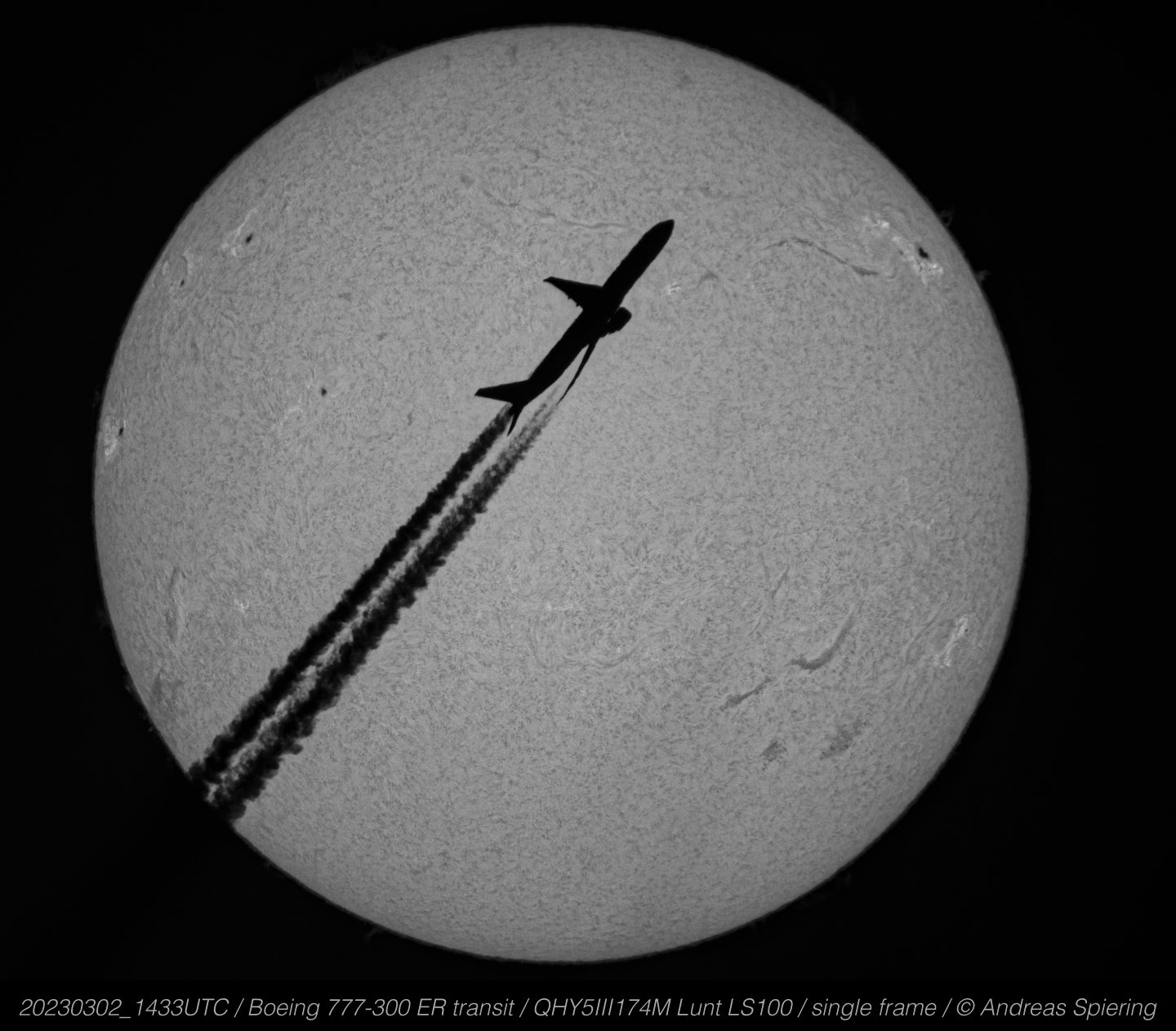 Solar Jet transits Sun – Lunt Solar Systems